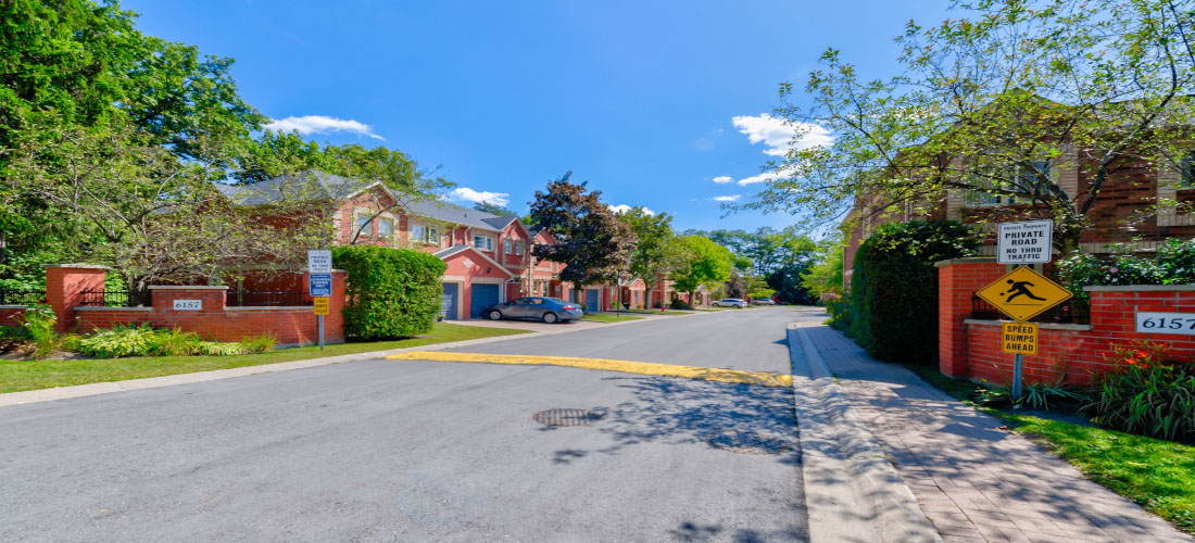 6157 Kingston Rd Townhomes | Toronto Condos For Sale & Rent