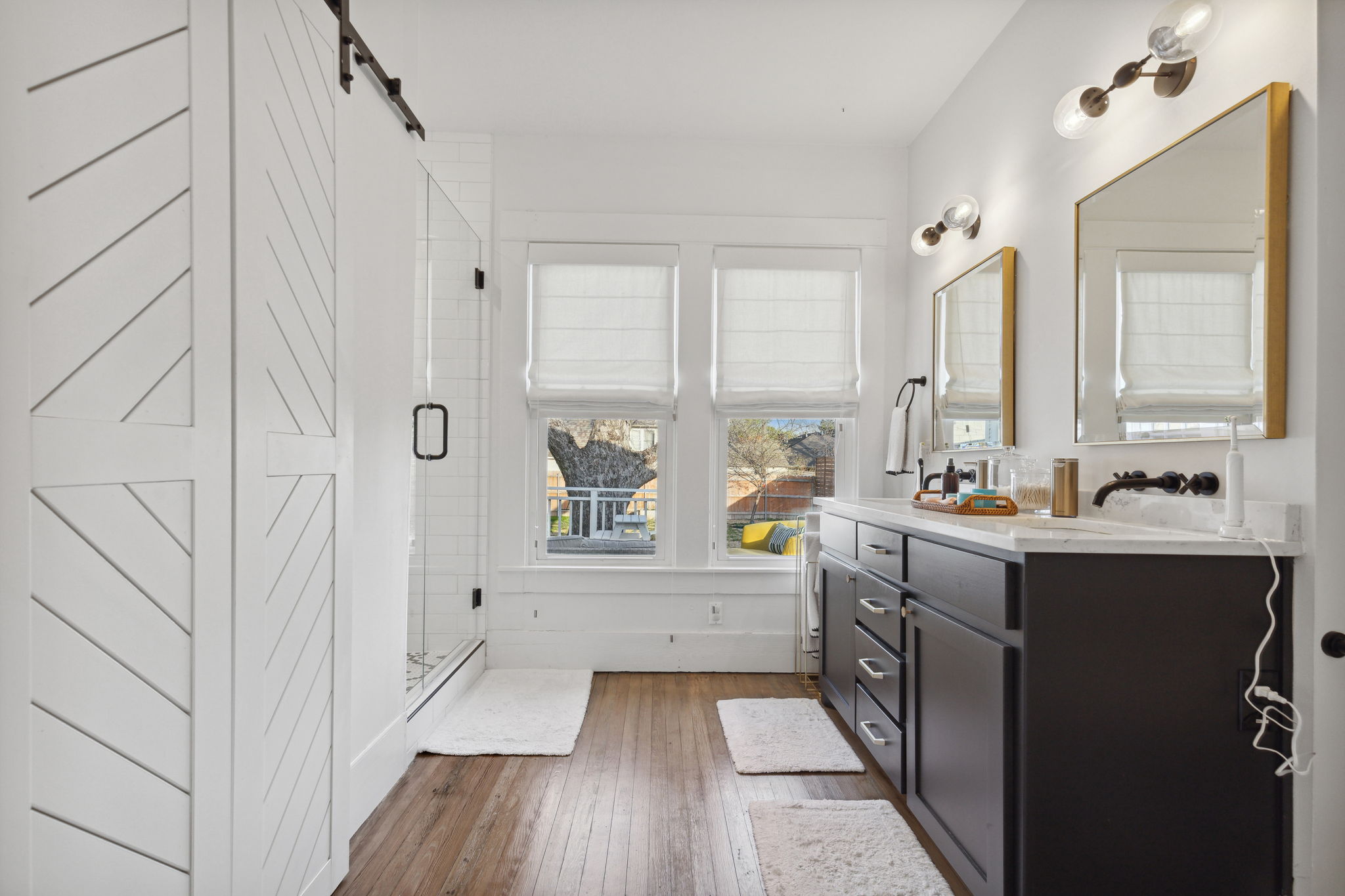 726 N Montclair Avenue | Gallagher Group Real Estate | Alex and Alexia ...