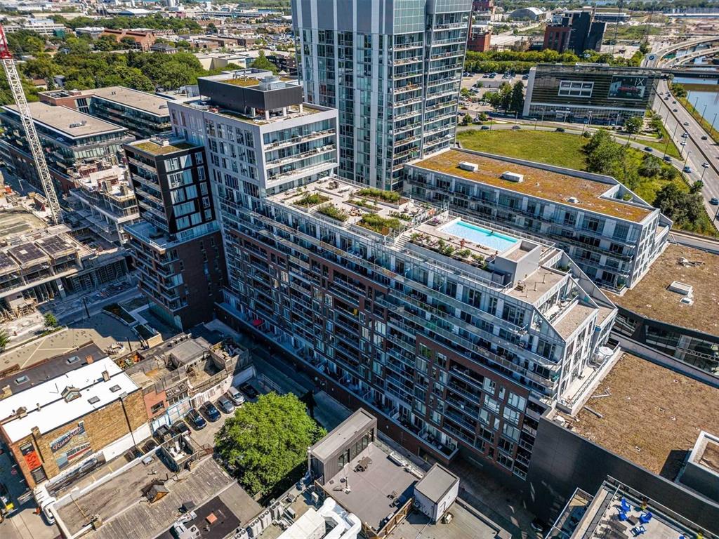 Top 5 Toronto Condo Rooftop Pools | Keyah Kavoosi Real Estate