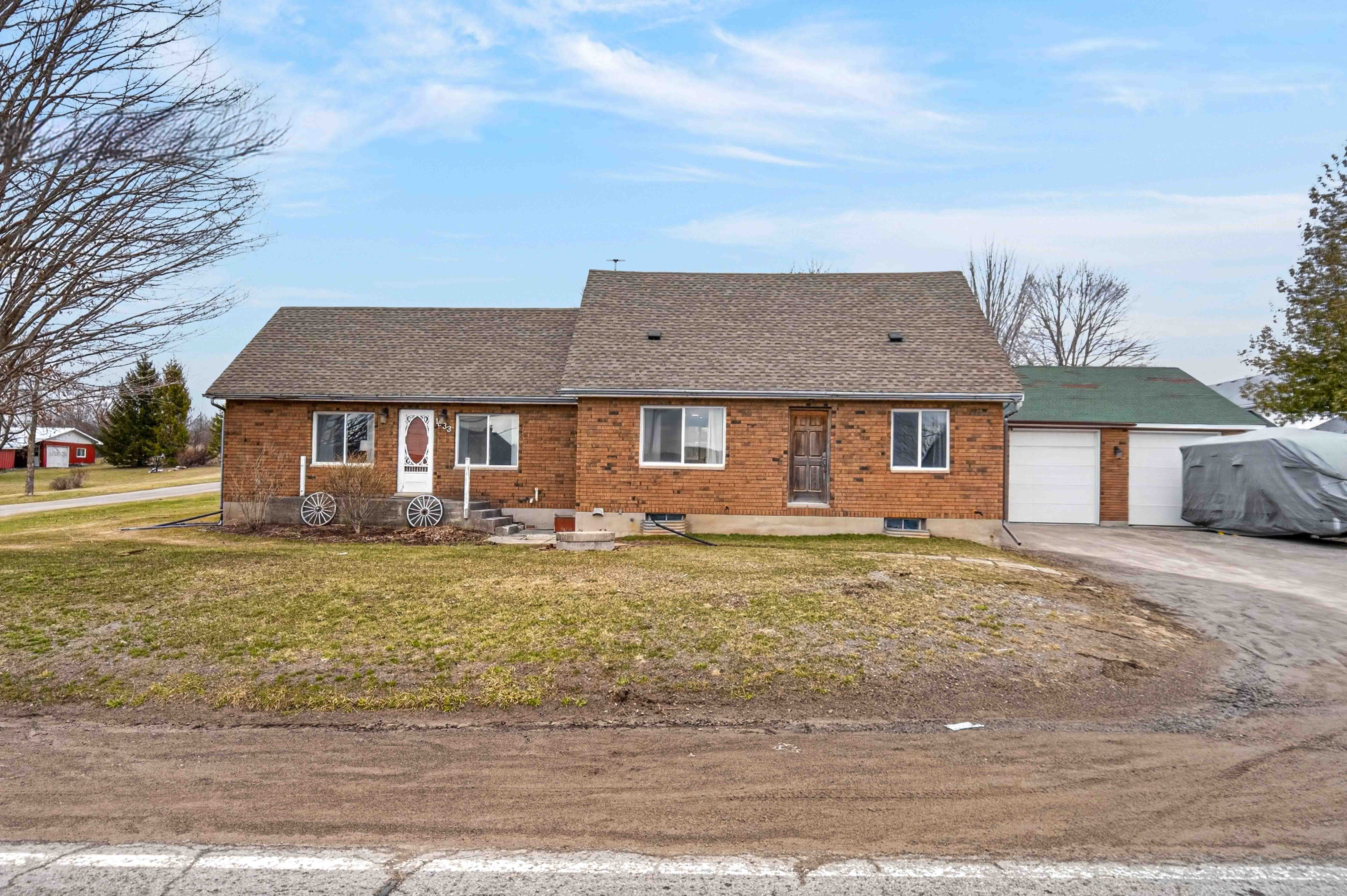 1833 Keene Rd. | Shannon Linton Real Estate